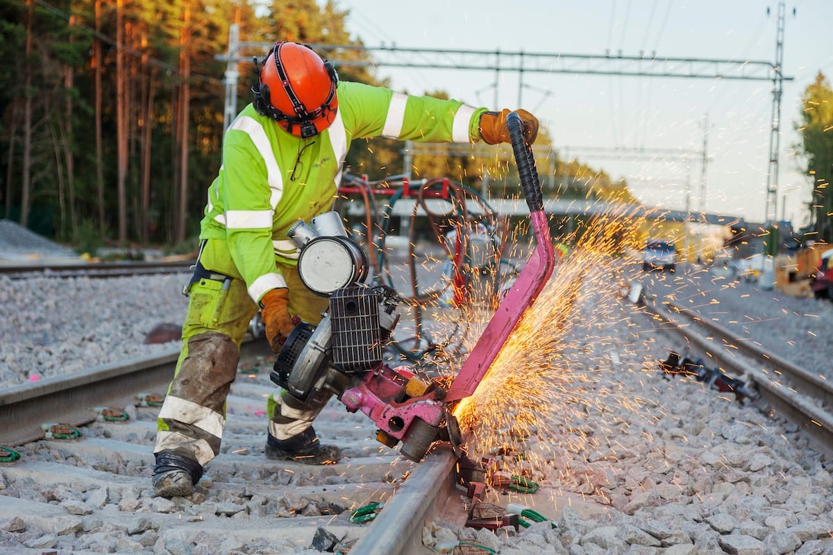 Södra stambanan stängs tillfälligt - Transportnytt